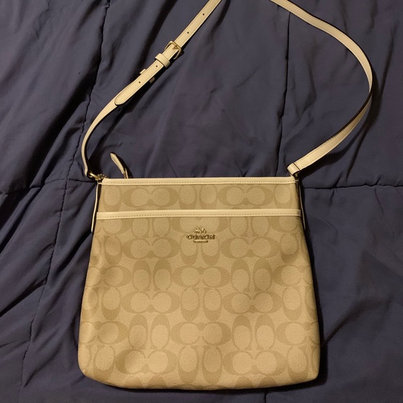 Bags | Coach Cross Body Bag | Poshmark